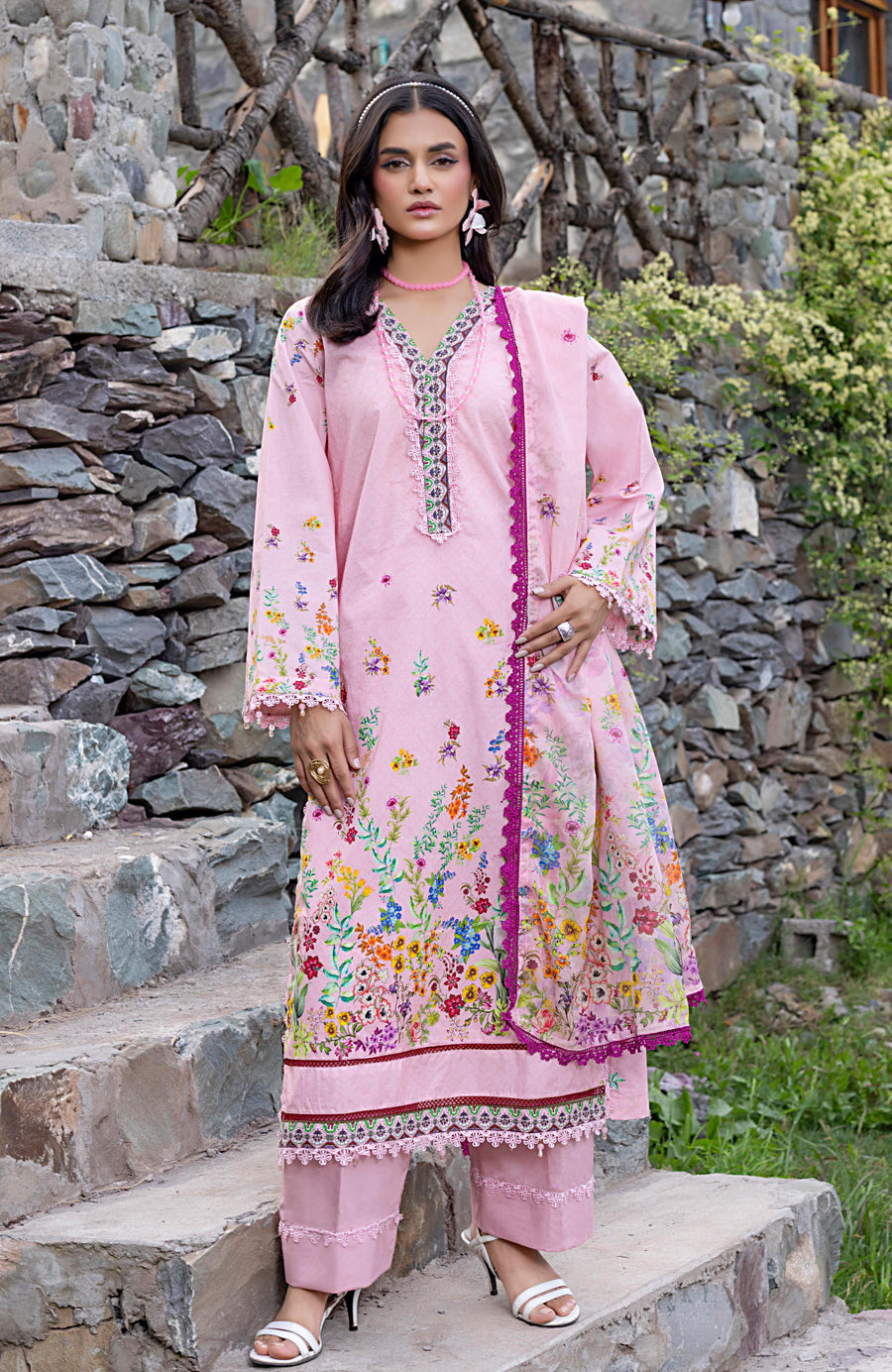 Alzohaib MDC-25-04 Monsoon Digital Cambric 2025 – Sara Clothes