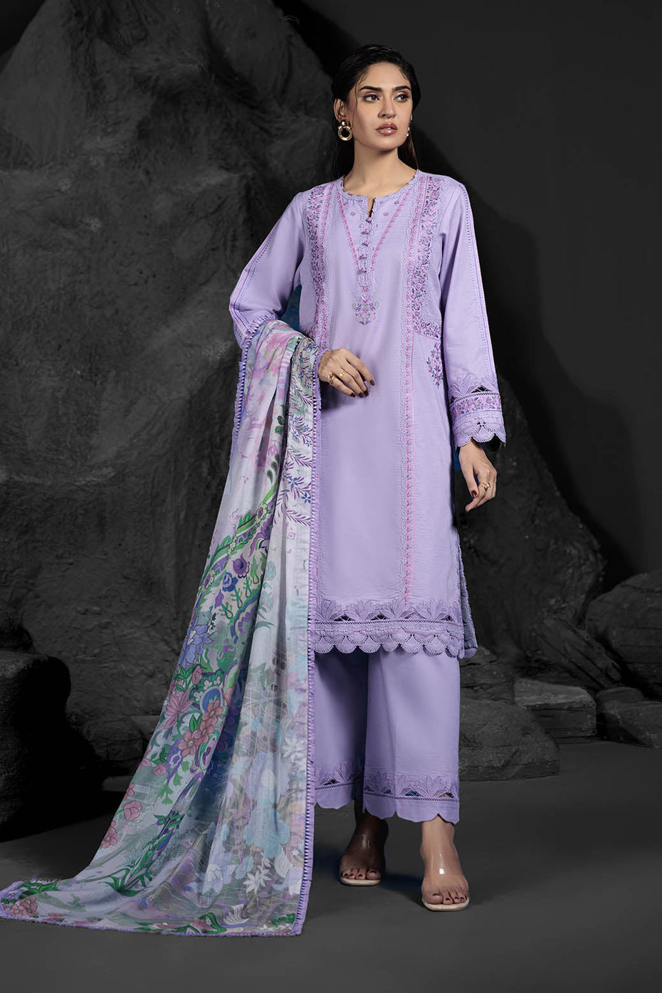 Bonanza Satrangi – Sara Clothes