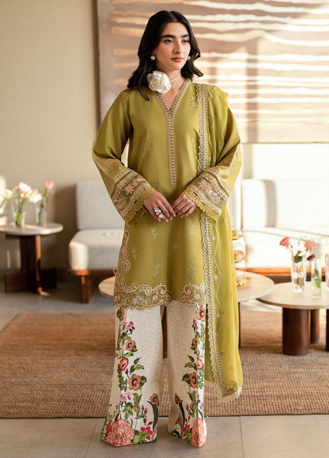 Sahane Store CT-20002 Nieve Yaariyan Lawn Edit 2025 – Sara Clothes