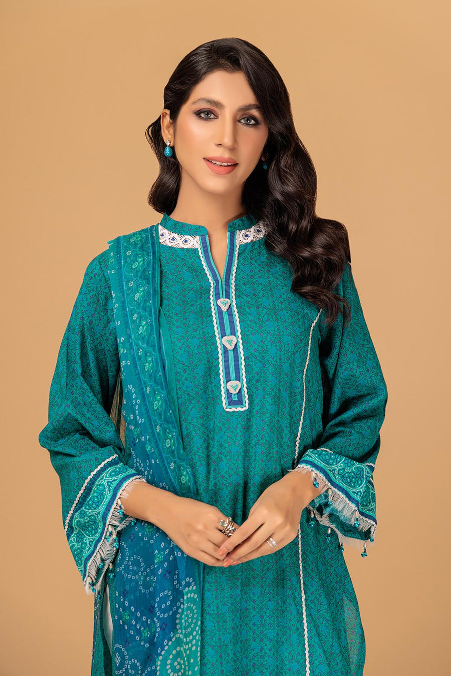 Bonanza Satrangi – Sara Clothes