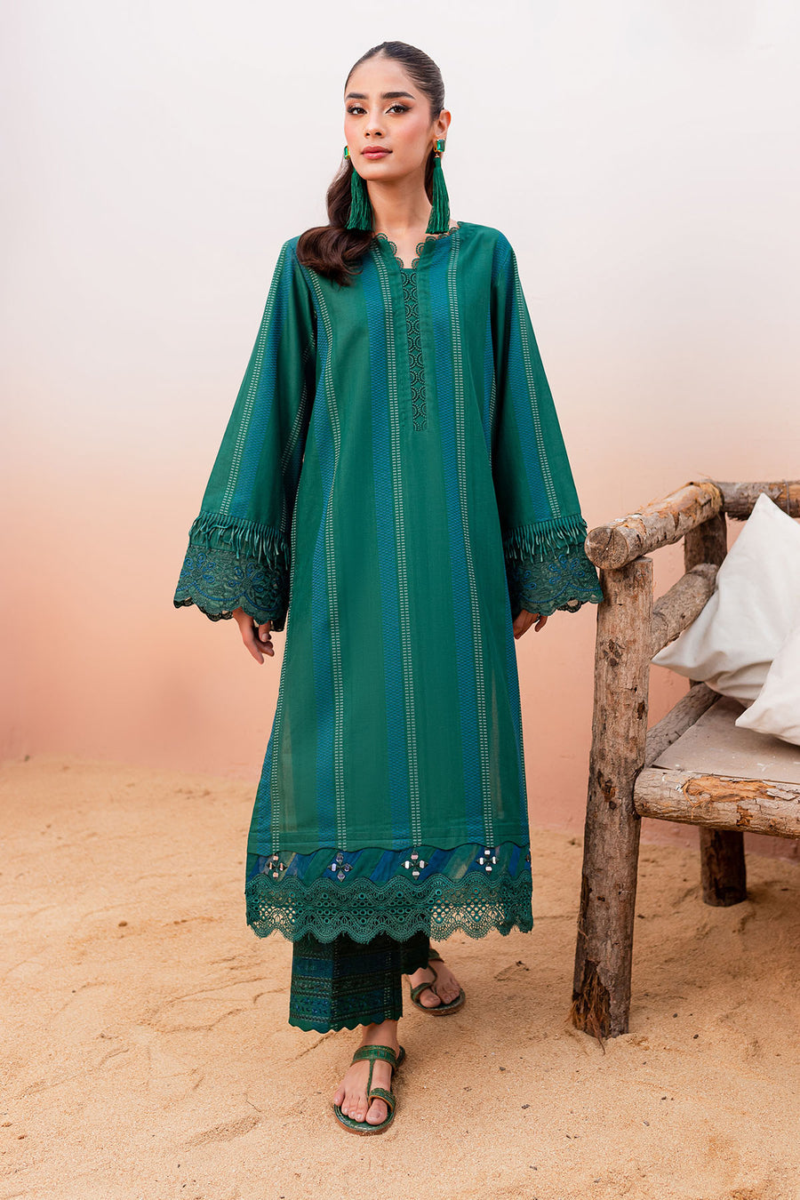 Nureh Laura Shades of Winter Vol 1 – Sara Clothes