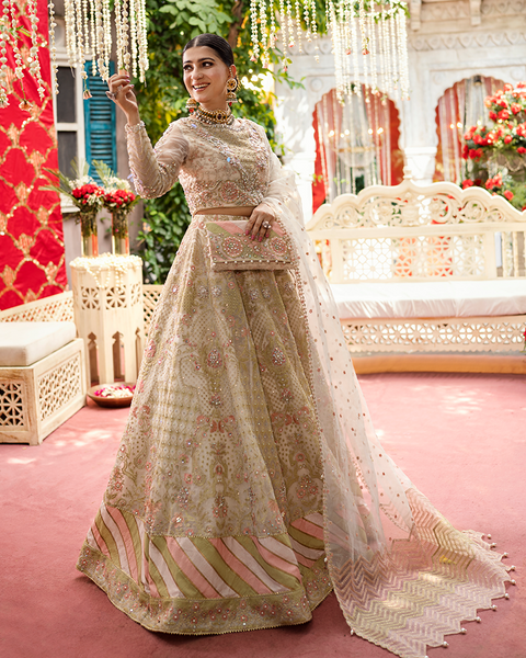 Maria Osman Khan Samar Qubool Hai 2022 – Sara Clothes