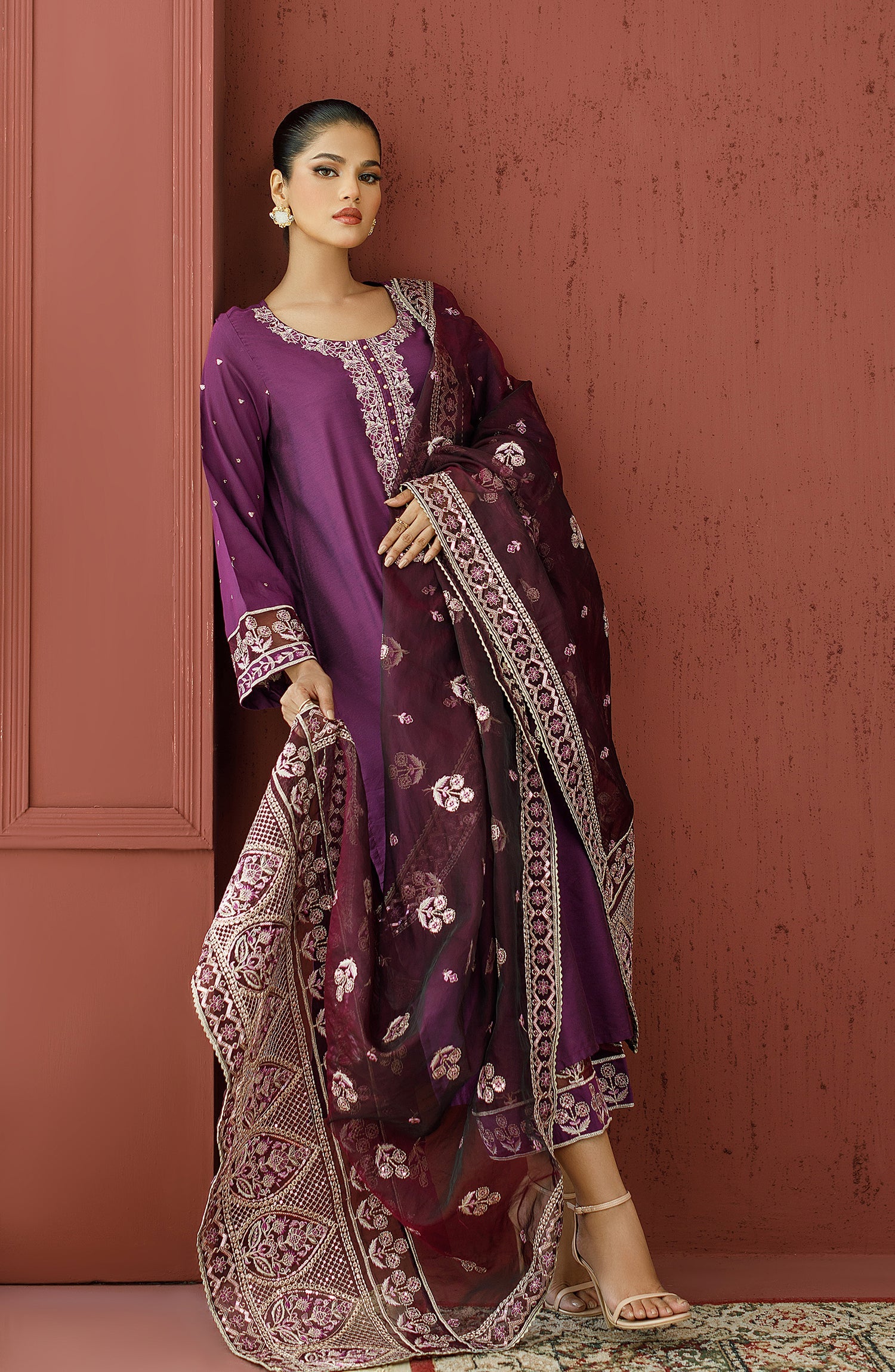 Orient WRFC23W-3002 Festive Luxury Pret Collection 2024 – Sara Clothes