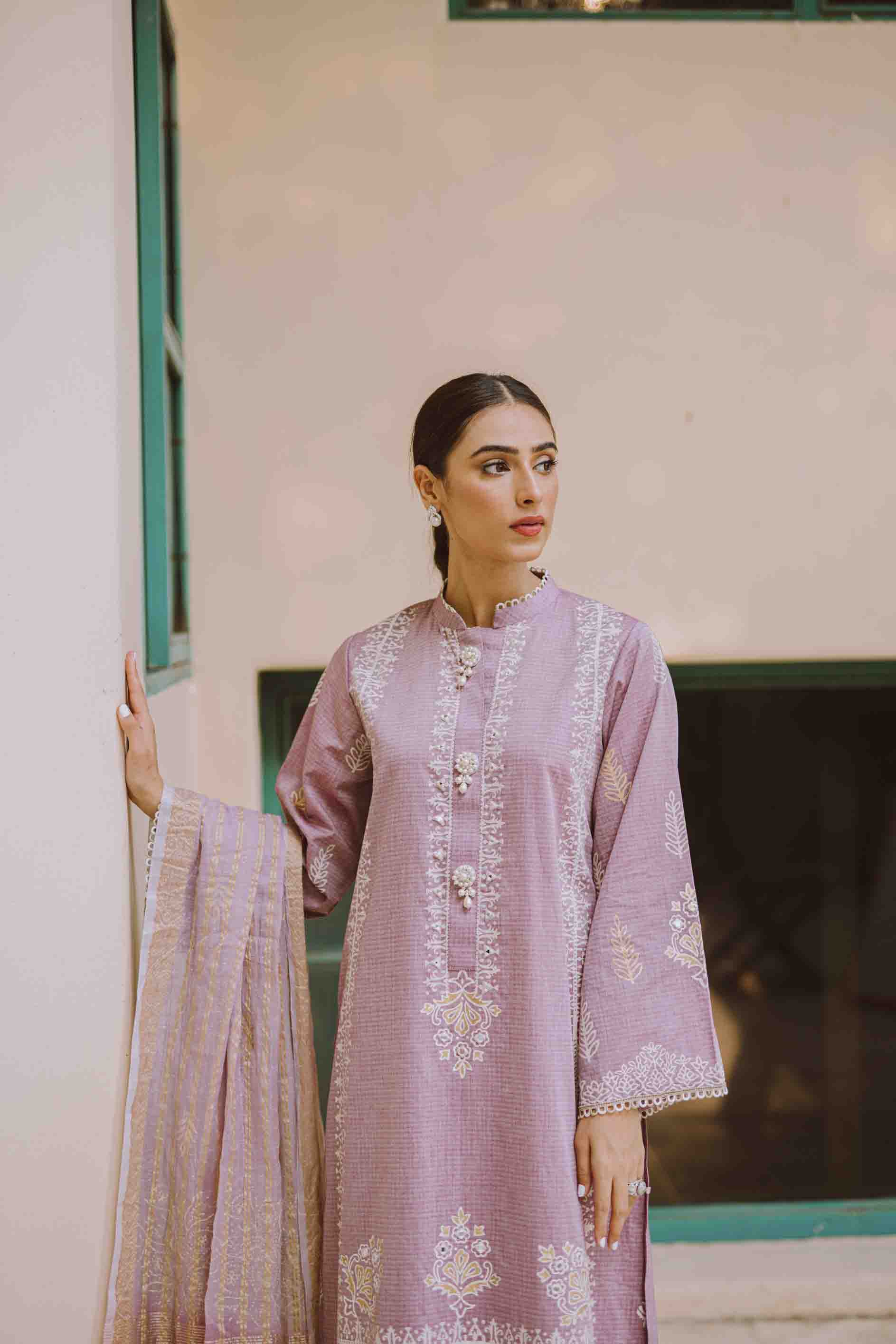 Zarqash Tarannum Mehak Jaquard 2022 – Sara Clothes